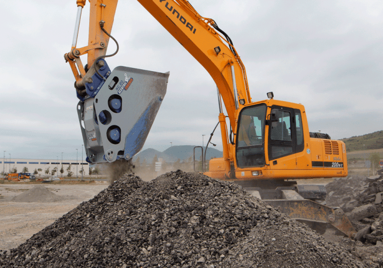 XCENTRIC CRUSHER - Crusher bucket with patented technology